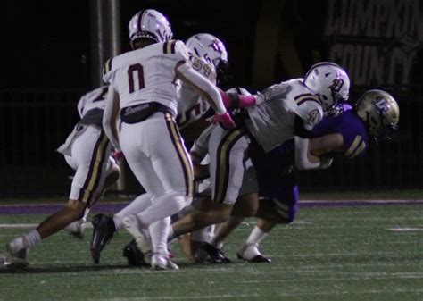 Football Dawson County Handles Lumpkin County 31 14 In A Complete