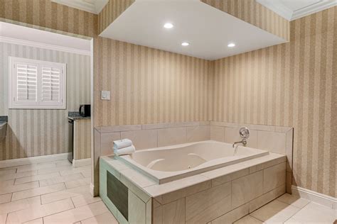 24 Best Los Angeles Hotels With Jacuzzi In Room ️ 2025