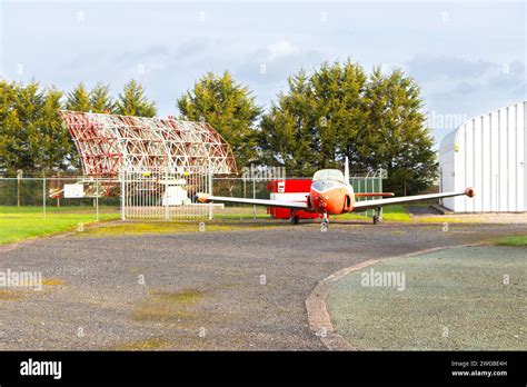Military Jet In Front Of Large Rectangular Radar Array Mod Hack Green