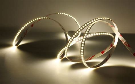 Led灯带变压器的常见类型 正邦光电