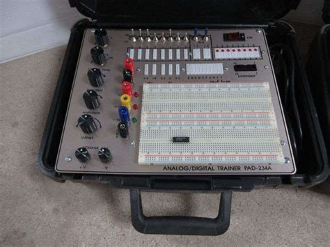 4 Electronic Circuit Board Trainers Powered Case With Prototyping