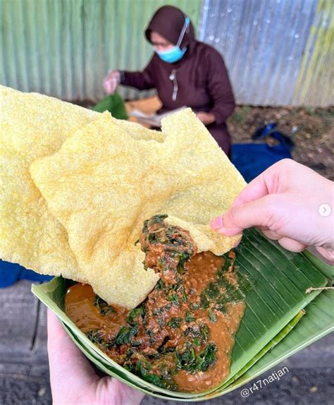Pecel Semanggi Intip Keunikan Kuliner Legendaris Surabaya Ini
