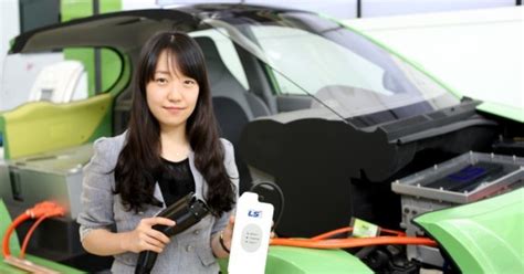 Ls전선 국내 최초 가정용 전기차 충전기 개발