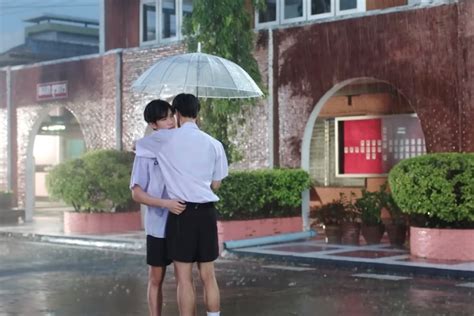 “เจมีไนน์” ไม่หวั่นดราม่า เปิดตัวคบ “โฟร์ท” สยามรัฐ