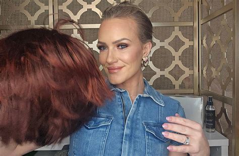 How To Make Your Wig Look More Realistic Tips And Tricks For Beginner Wigs Com