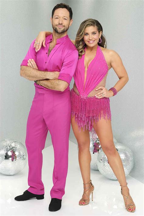 Danielle Fishel Topanga Will Be In Dwts Page 3 O T Lounge