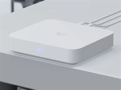 Ubiquiti Gateway Max Compact Multi Wan Independent Unifi Gateway [uxg Max]
