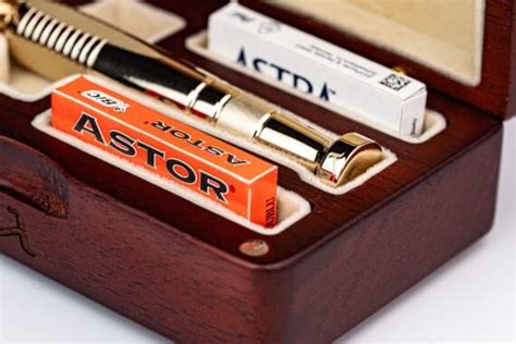 Lambda Athena Bronze Lambda Razors Lambda Athena Bronze Lambda Razors