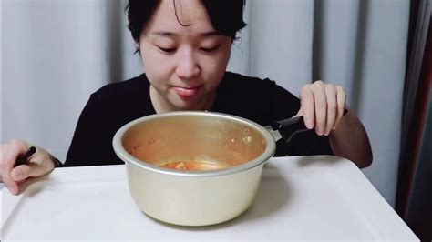 라면먹으면서 채무관계 다 까발려 버림 Youtube