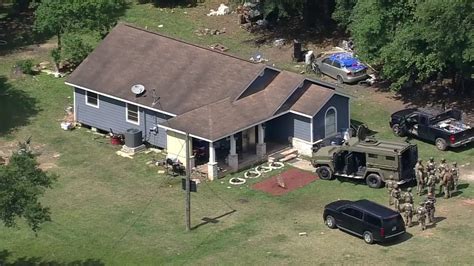 Texas Mass Shooting Suspect ‘could Be Anywhere Sheriff Says Nbc New York