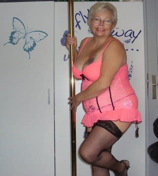 Mature Sex Contacts UK Adult Contacts For Sex Online