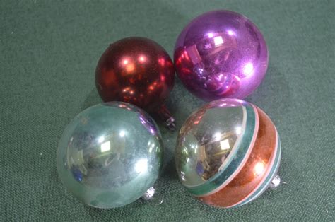 Купить Лот Елочная игрушка Шар Стекло 4 штуки СССР ГДР в интернет аукционе Habartorg