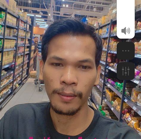 អៀង សុខខុម សុខខុម