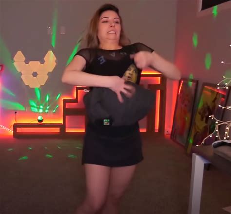 Sneaky Alinity S Nip Slip Know Your Meme