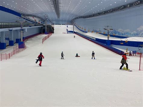 深圳最大的室内滑雪场 室内滑雪场 乔波室内滑雪场 第8页 大山谷图库