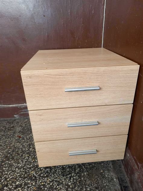 Два броя нощни шкафчета гр Бургас Братя Миладинови • Olx Bg