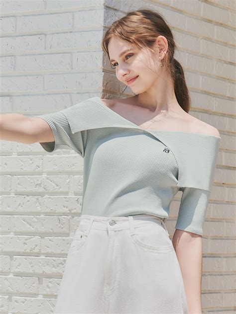 [3컬러] 반팔 케이프 오프숄더 스웨터 에이블리