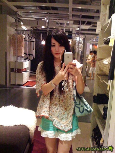 Cewek Cakep Bening Lagi Sexy Only