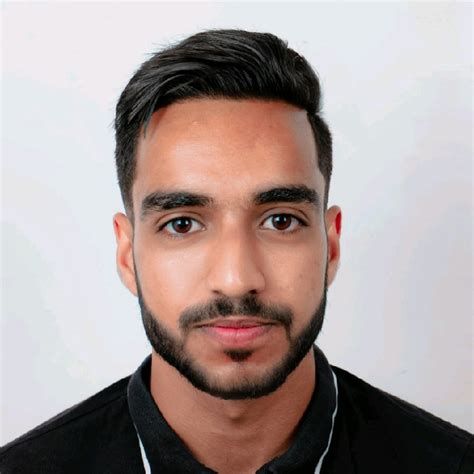 Rashid Aziz Akhtar Administrativo Econsulting Linkedin