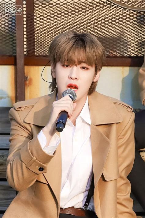 Pin De Wei 🐹🐶🐉🐰🐥🦊 En Yoo Yong Ha