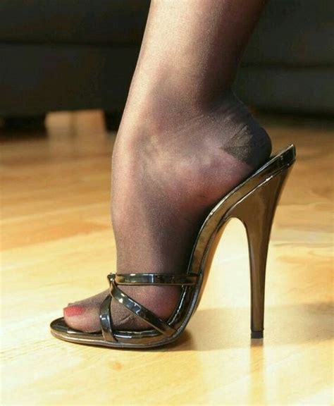 Pin By David James On Pies Heels Stockings Heels Fashion High Heels