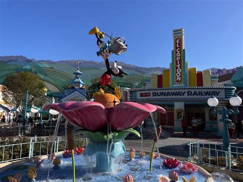 Disneyland Amusement Park Rides