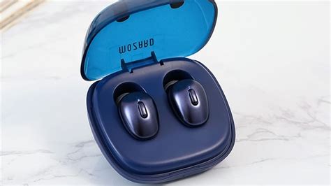 Nên mua tai nghe không dây hay tai nghe có dây để chơi game giải trí