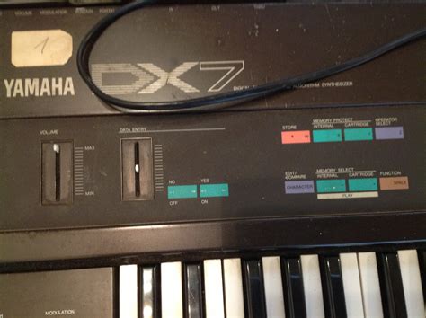 Jamaha Dx 7 Digital Programmable Algorithm Synthesizer Keyboard Klassiker 2900000296