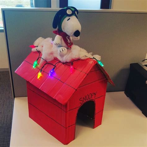 Snoopy Christmas House Decoration With Lights And Fake Snow How To