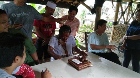 Injak Usia 59 Tahun Babe Naim Top Tetap Dilumuri Tanah Okezone