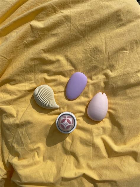 Get Adventurous With These Tabletop Sex Positions Ivy Société Blog