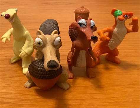 Ice Age Dawn Of The Dinosaurs Toys