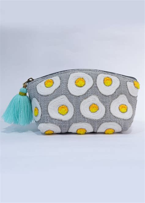 Get Noah Makeup Pouch At ₹ 899 Lbb Shop