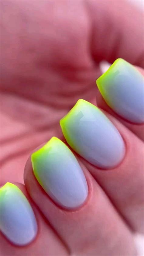 яркие ногти модные ноги стильные ногти идеи дизайна ногтей мастеркласс гельлак маникюр уроки