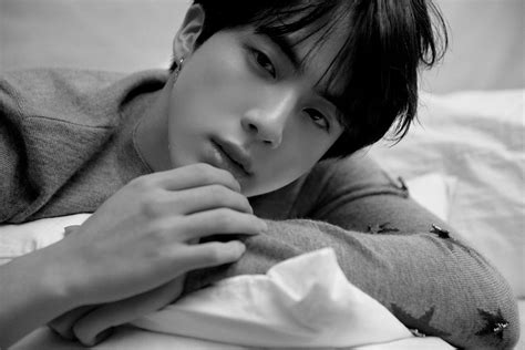Bts Jin Jin Kim Bts Bangtan Boy Kim Seokjin Namjoon Hoseok Yoongi