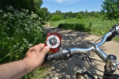 Premium Photo With Compass Cycling