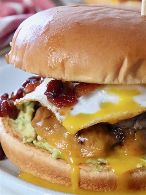 Hawaiian Burger With Teriyaki Sauce