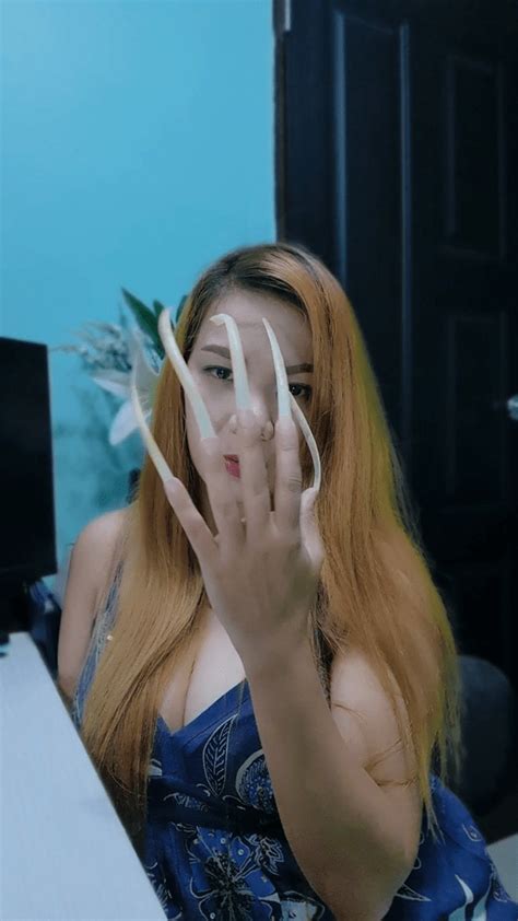 Sexy Tease Alluring Nails