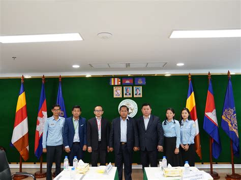 English And Chinese Below នៅថ្ងៃព្រហស្បតិ៍ ៦រោច