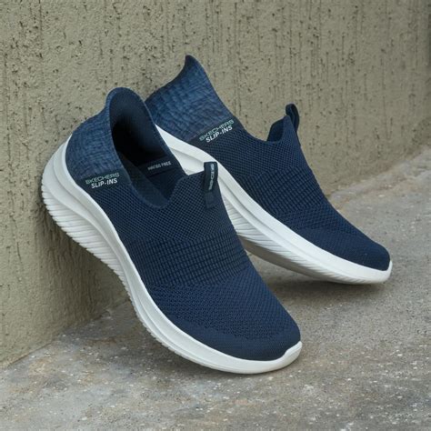 Skechers 울트라 플렉스 30 슬립인스 🤠 손대지 않고 신을 수 있는 핸즈프리 슬립인스 기능 ☺️ Air Cooled Memory Foam®으로