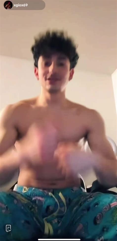 Tiktoker Dick Slip On Live 日本語で