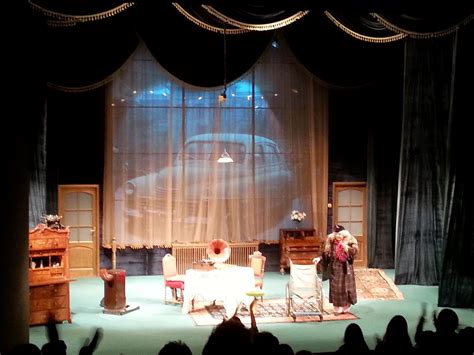 She Micul Infern La Tnb