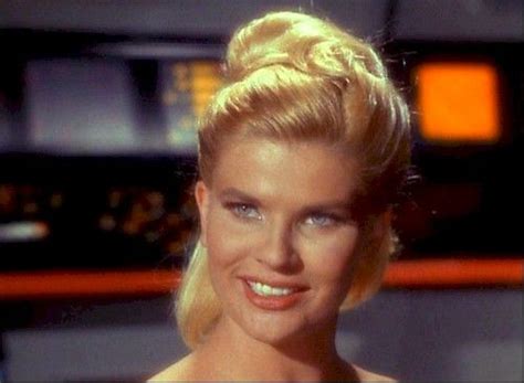 Women Of Star Trek Star Trek Star Trek Original Star Trek Wallpaper