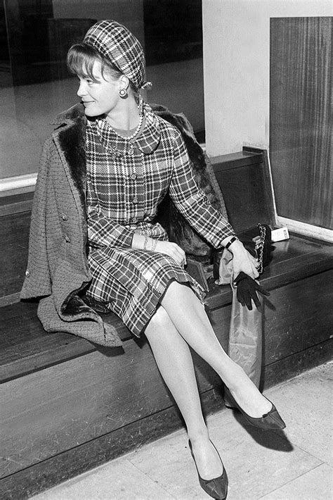 Romy Schneider Les Essentiels Mode Qui Ont Fait Delle Une Icône