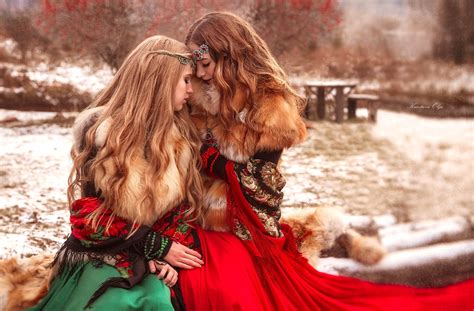 Women Traditional Clothing Hd Wallpaper Rare Gallery