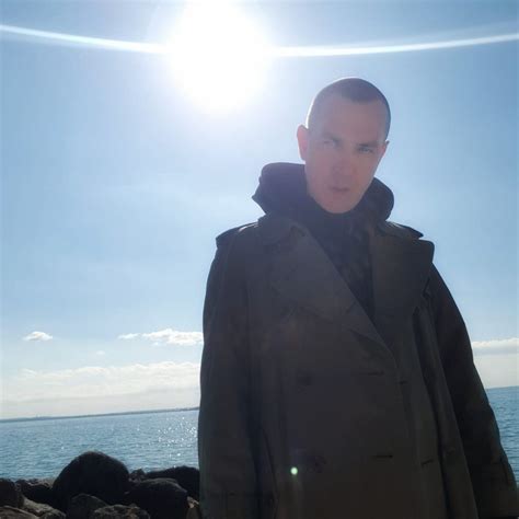 Universal Unit Crime Fall Shock