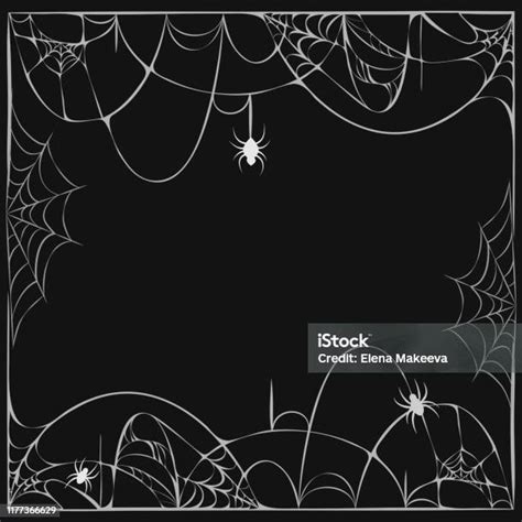 매달려 거미와 무서운 거미 웹 검은 배경 거미줄 공포 찢어진 거미줄 배너입니다 할로윈 전단지 또는 배너 템플릿 텍스트에 대한