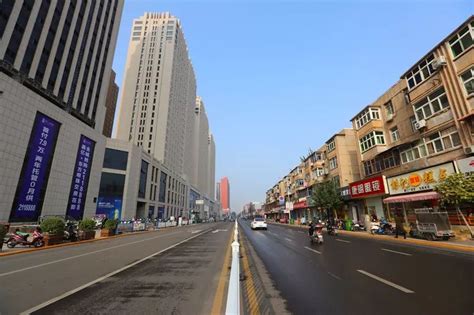 三门峡街景 三门峡全景 三门峡风景 大山谷图库