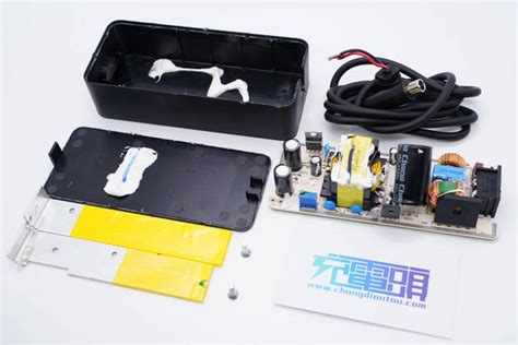 拆解报告：米家电动滑板车标配电源HT-A09-71W - 知乎