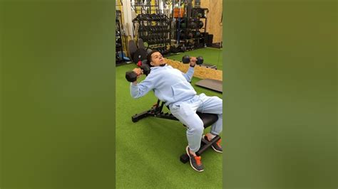 38 Жим гантелей лежачи на похилій лаві Incline Dumbbell Bench Press Youtube